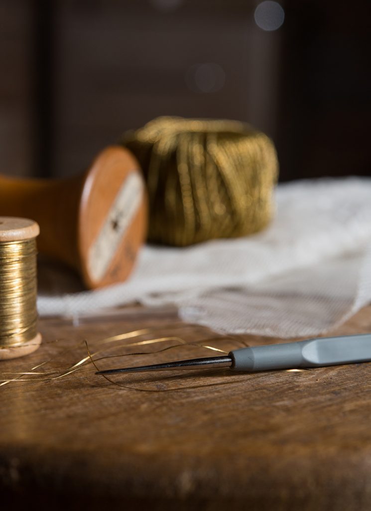Tulip Round Tip Awl – Jenny Adin-Christie Specialist Embroiderer